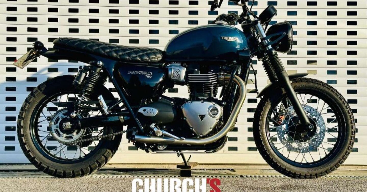 Used 2024 Triumph Bonneville 0.9 Bonneville T100 for sale | Church's ...