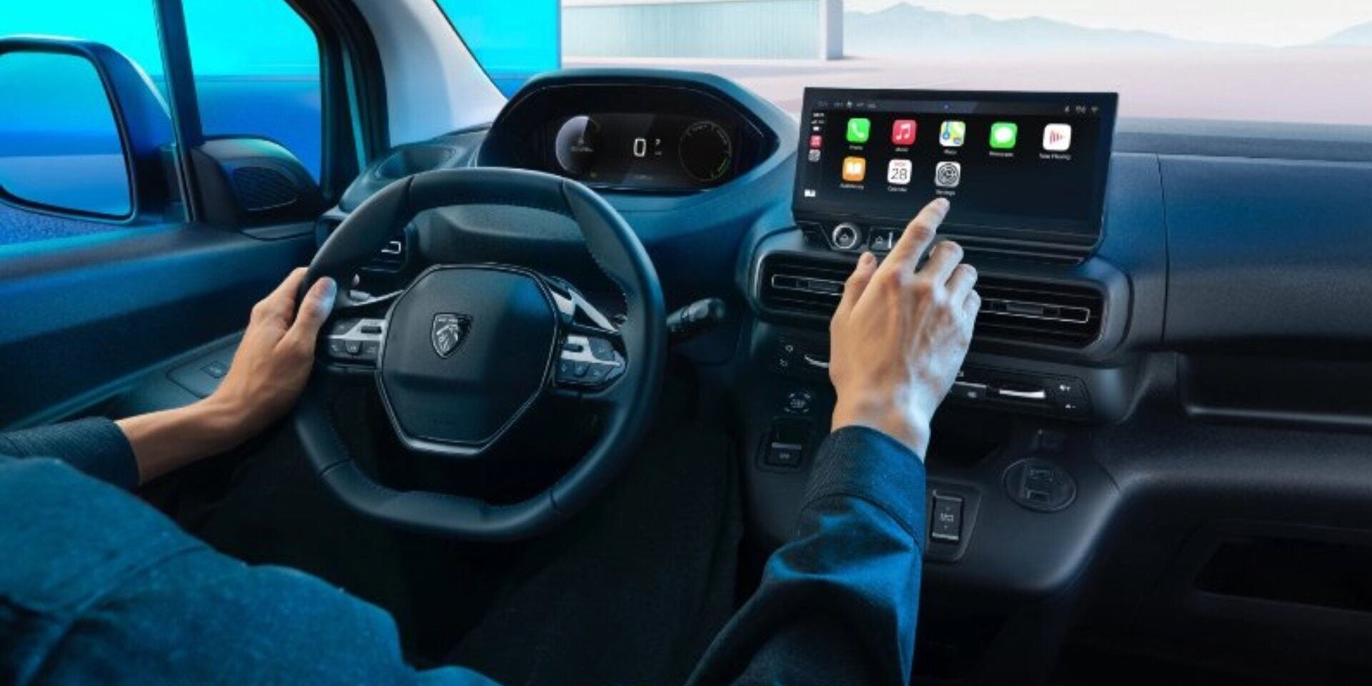 2025 Peugeot Partner Van Review & Specs | Loads of Vans