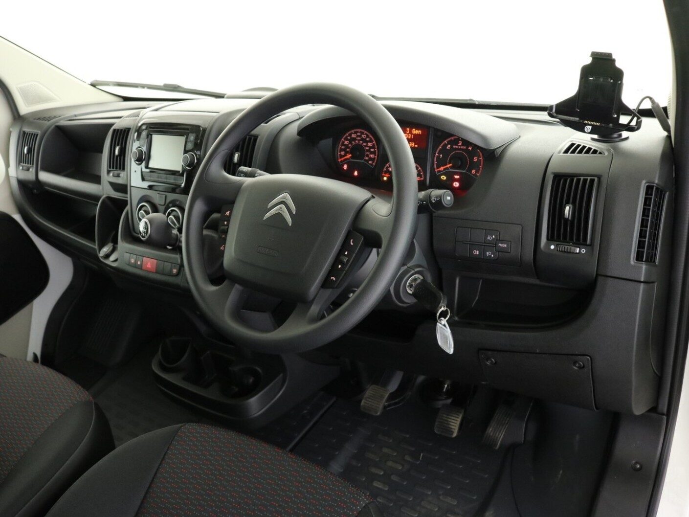 Citroen Relay Van Review | All Specs | 2024