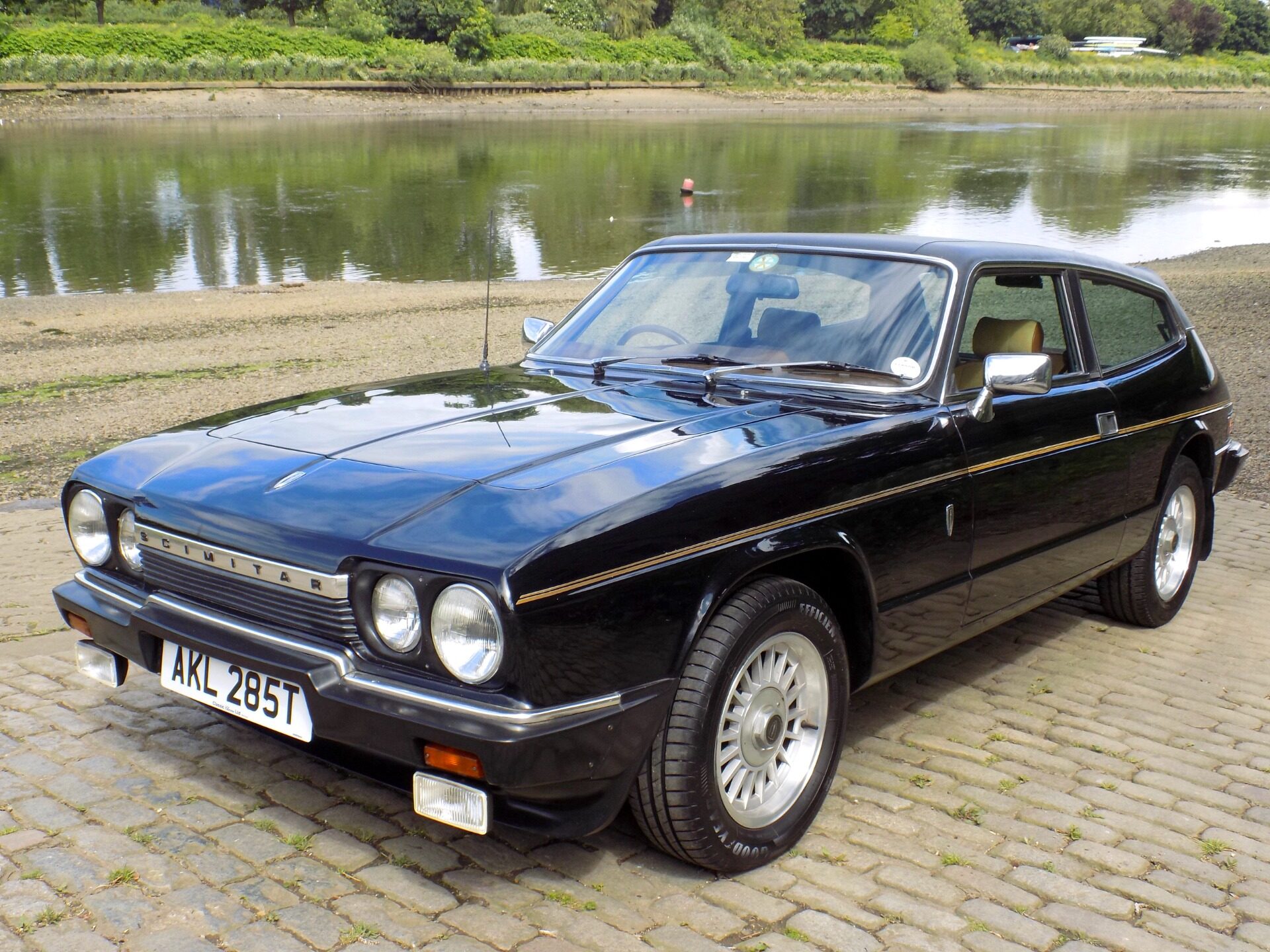 Used 1978 Reliant Scimitar GTE SE6a for sale | Classic Chrome