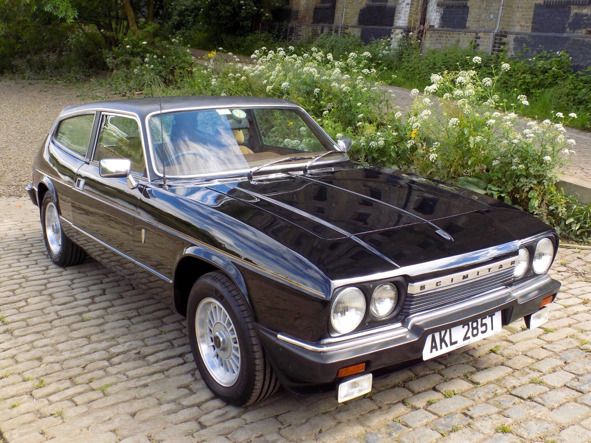 Used 1978 Reliant Scimitar GTE SE6a for sale | Classic Chrome