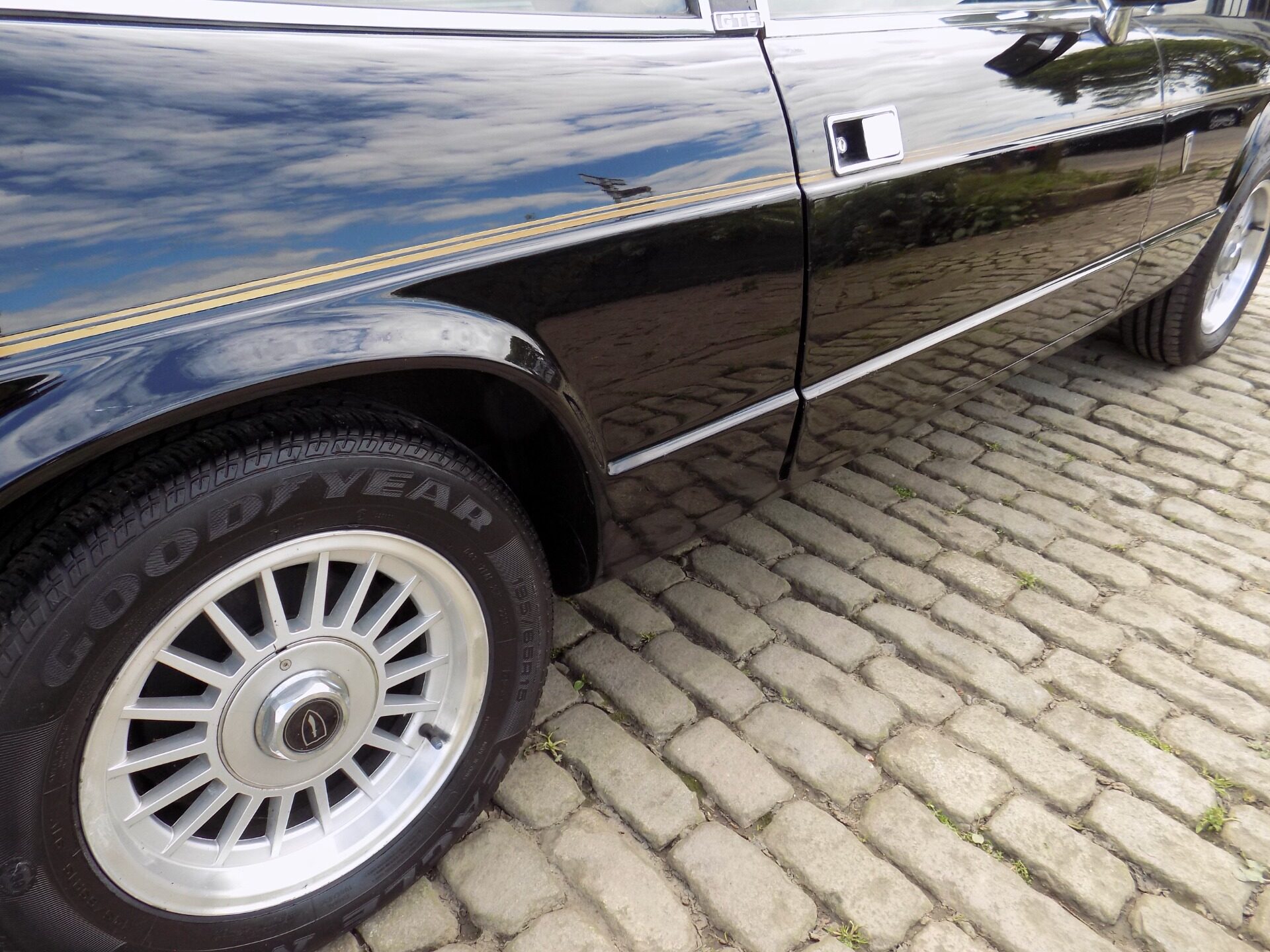 Used 1978 Reliant Scimitar GTE SE6a for sale | Classic Chrome