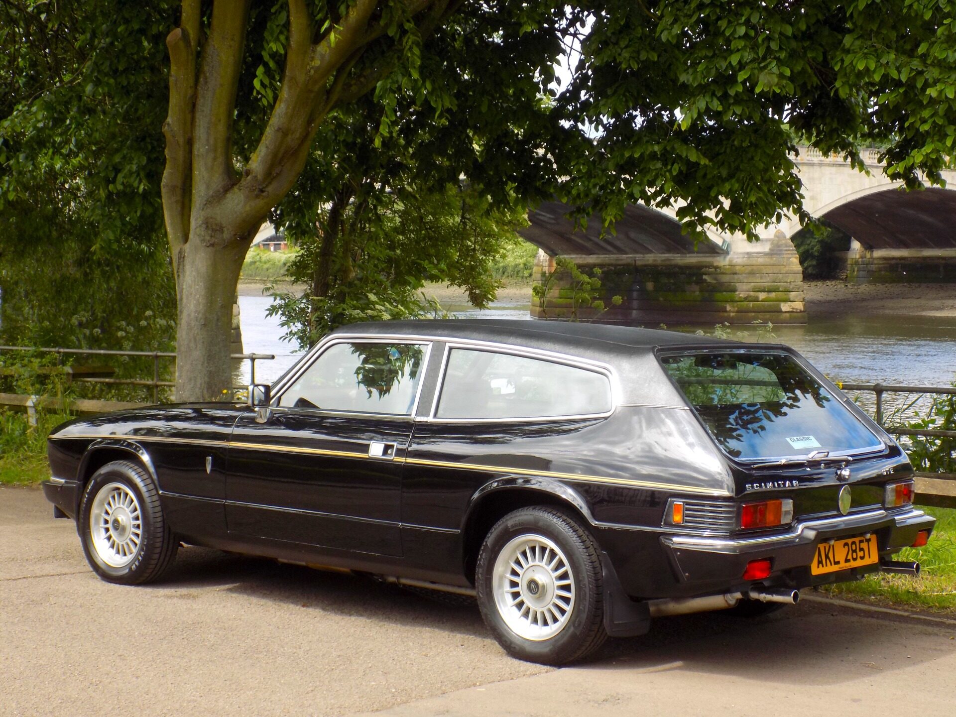 Used 1978 Reliant Scimitar GTE SE6a for sale | Classic Chrome