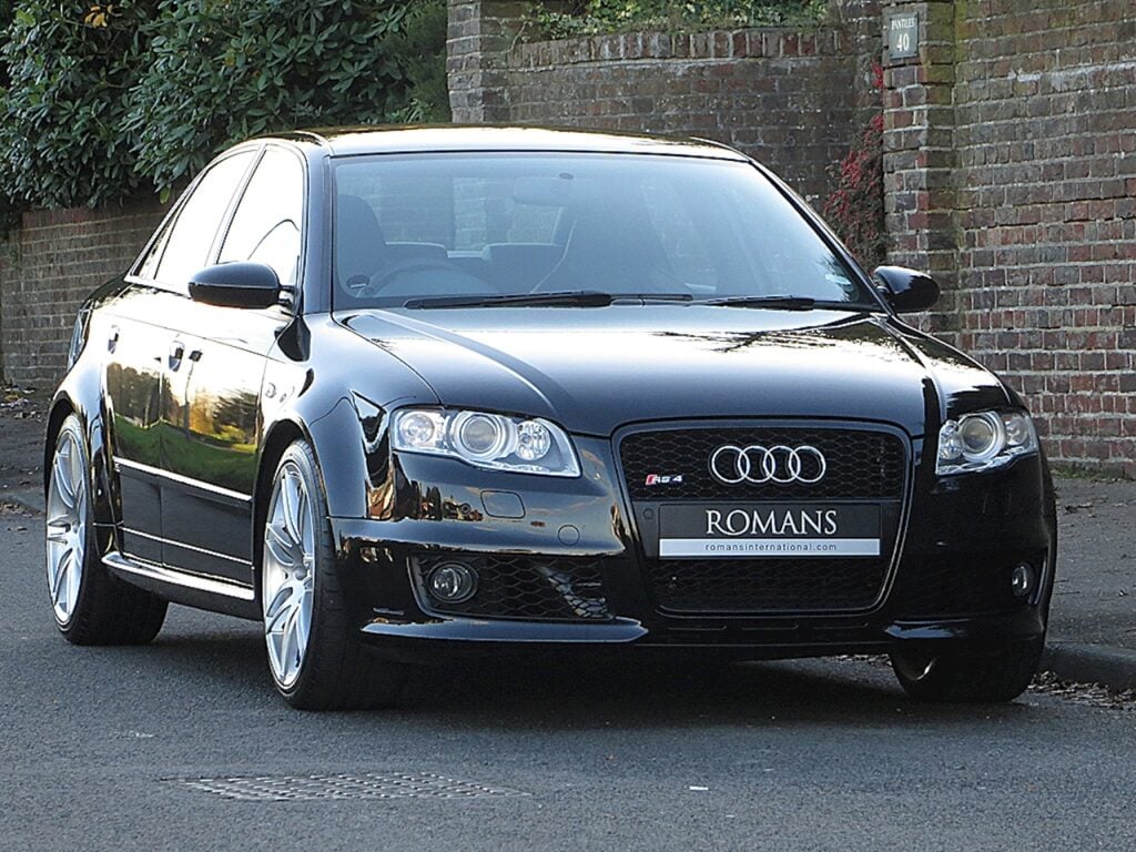 Used Audi RS4 Saloon for sale | Phantom Black