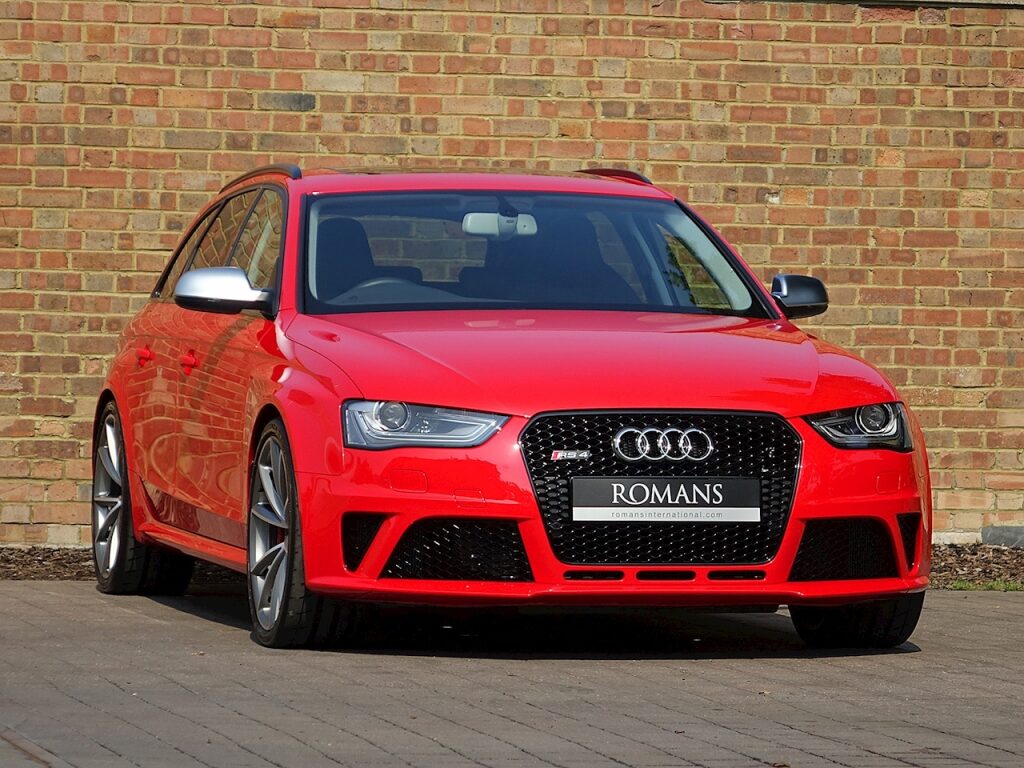 Used Audi RS4 Avant for sale | Misano Red