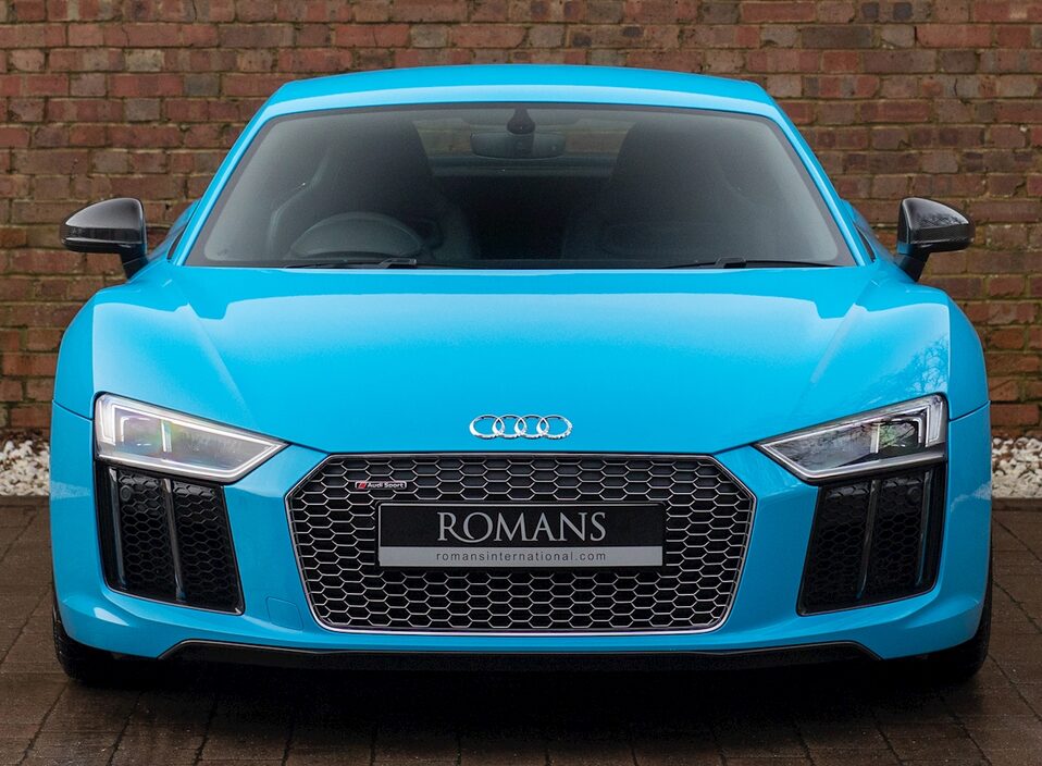 Used Audi R8 V10 Plus for sale | Riviera Blue