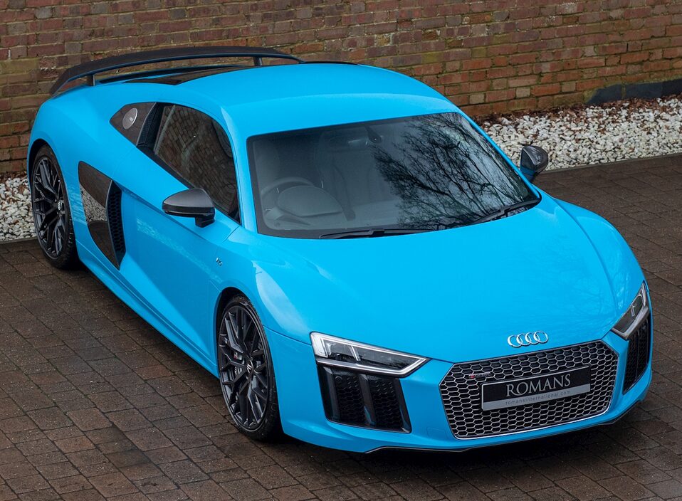 Used Audi R8 V10 Plus for sale | Riviera Blue
