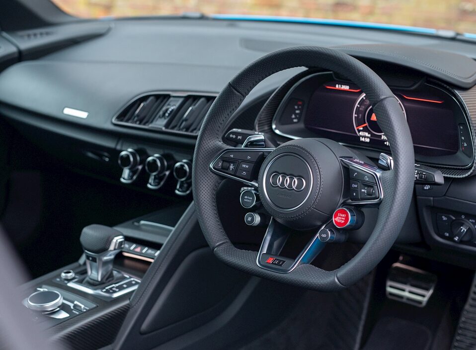 Used Audi R8 V10 Plus for sale | Riviera Blue