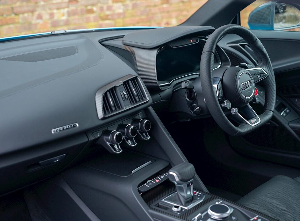Used Audi R8 V10 Plus for sale | Riviera Blue