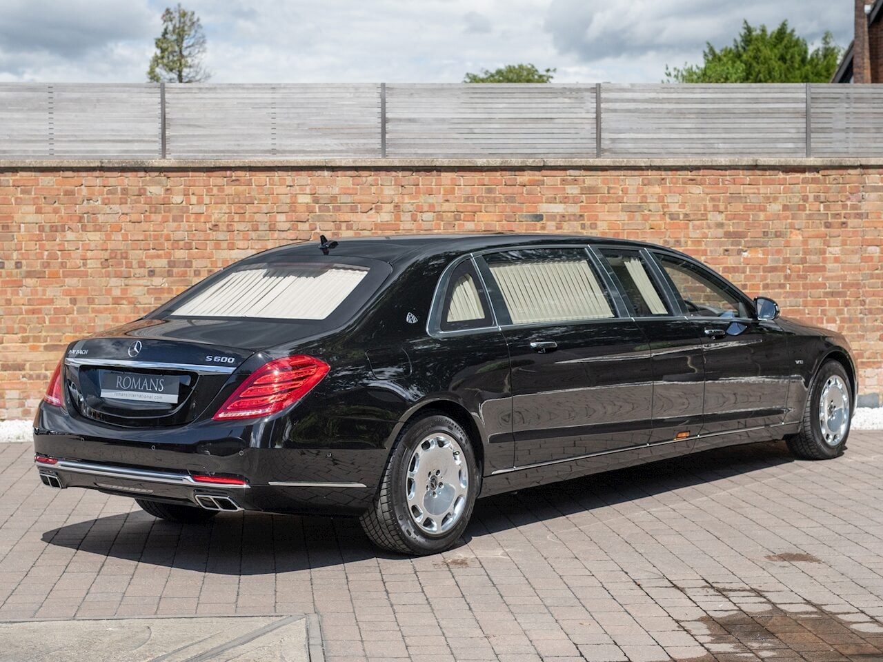 Used Mercedes-Benz S Class 600 Pullman for sale | Obsidian Black Metallic