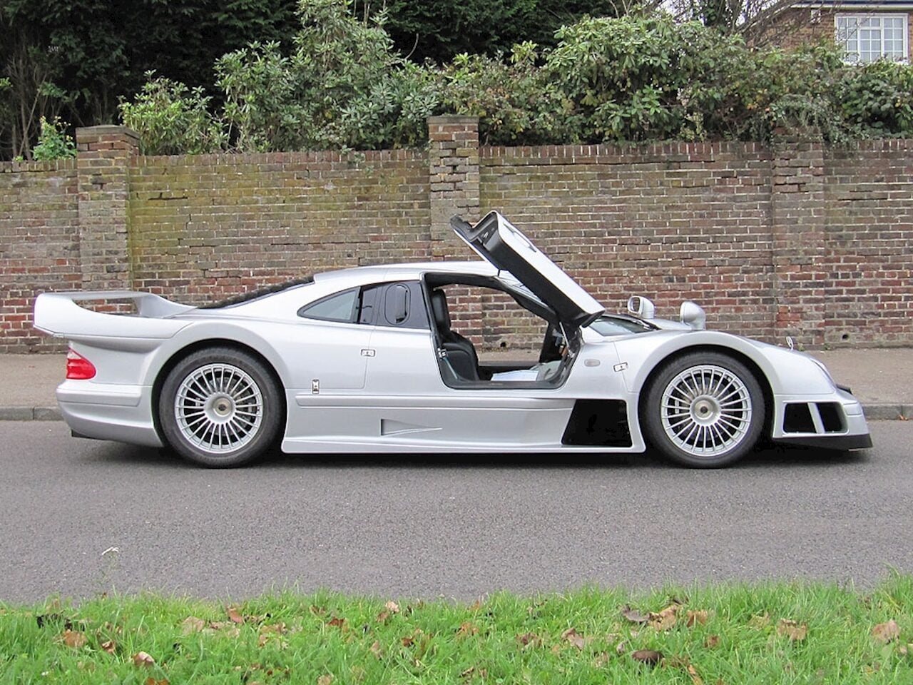 Used Mercedes-Benz CLK GTR for sale | Silver