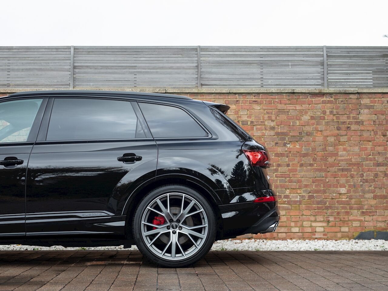 Used Audi SQ7 TDI Vorsprung for sale | Night Black