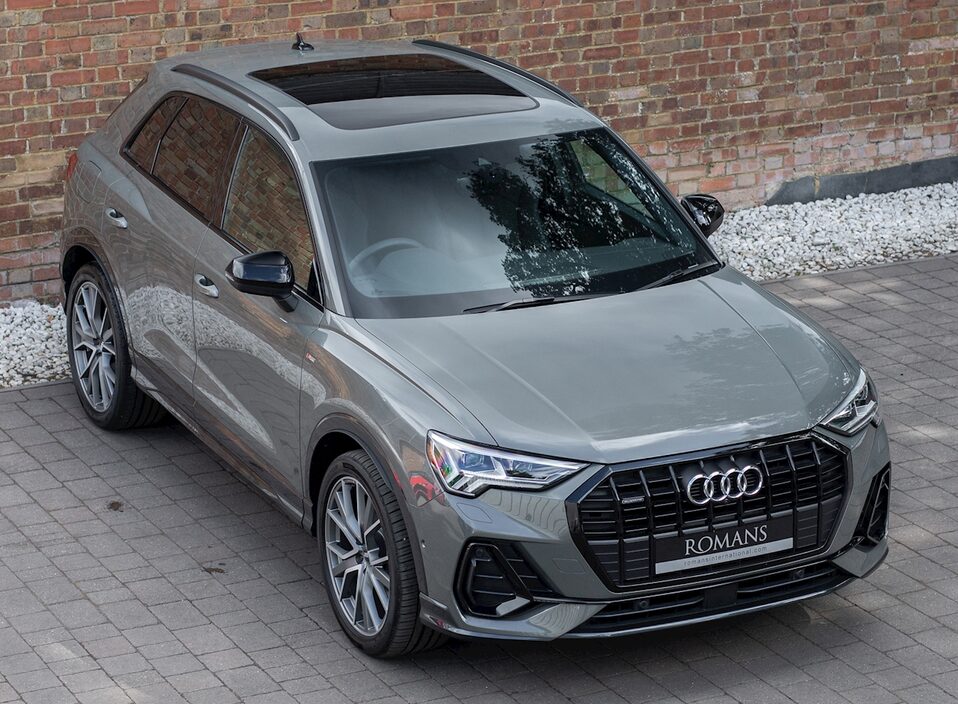 Used Audi Q3 TFSI 40 Quattro S Line Vorsprung for sale | Chronos Grey
