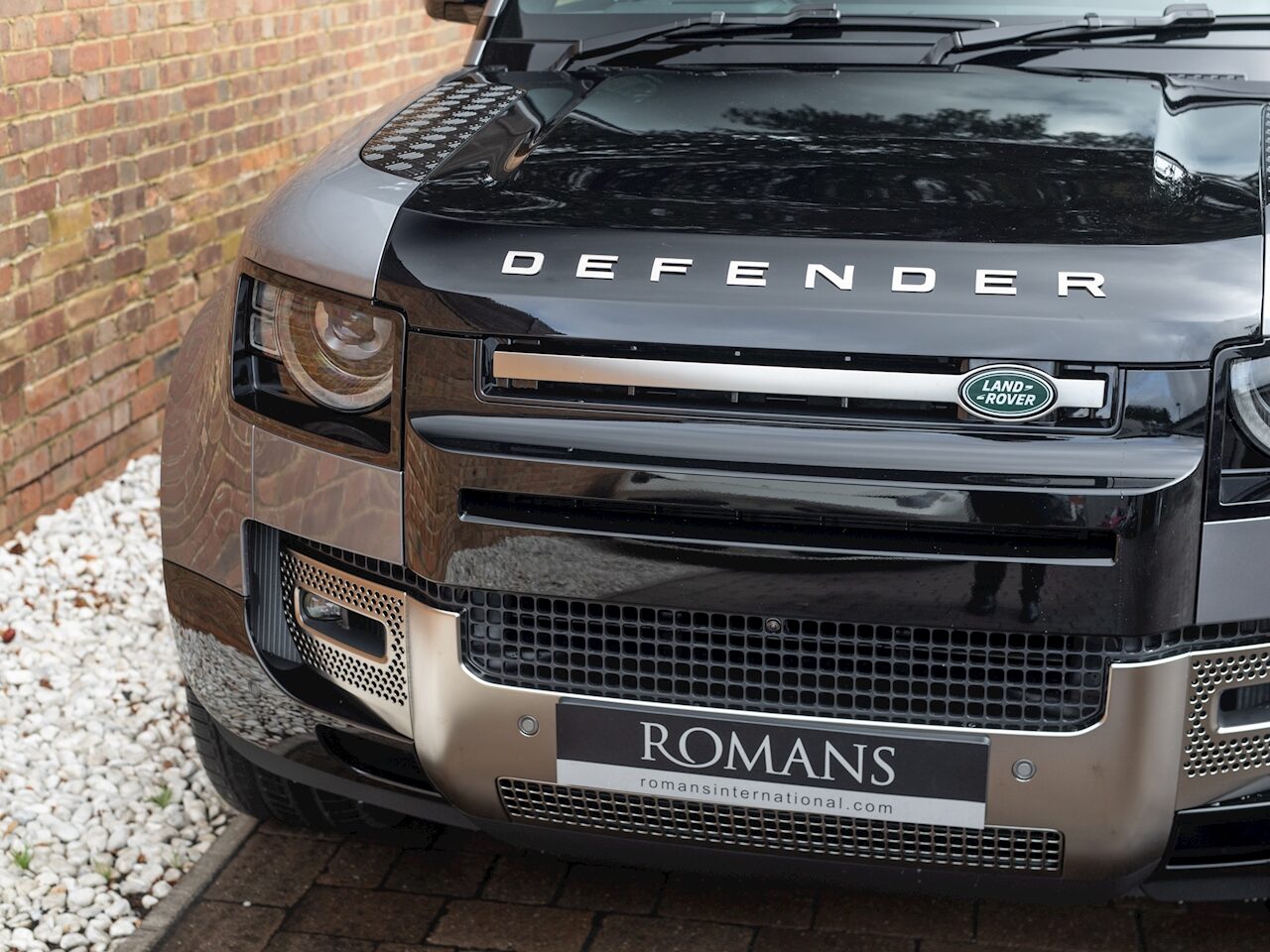 Used Land Rover Defender 110 X P400 for sale | Eiger Grey