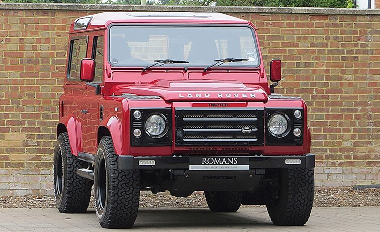 Used Land Rover Defender 90 XS for sale | Firenze Red