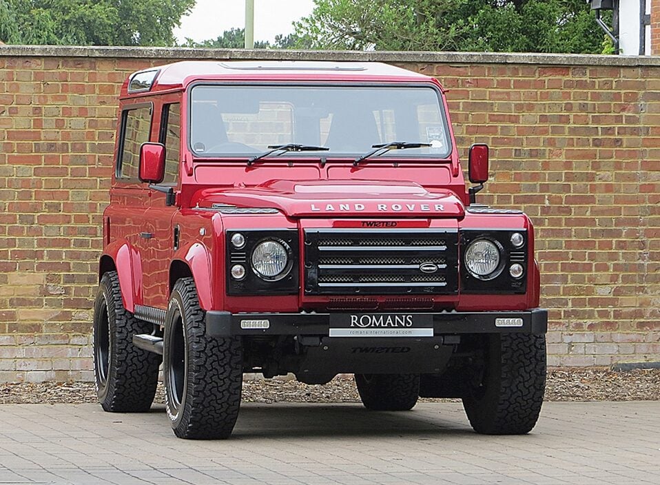 Used Land Rover Defender 90 XS for sale | Firenze Red