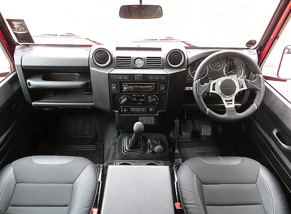 Used Land Rover Defender 90 XS for sale | Firenze Red