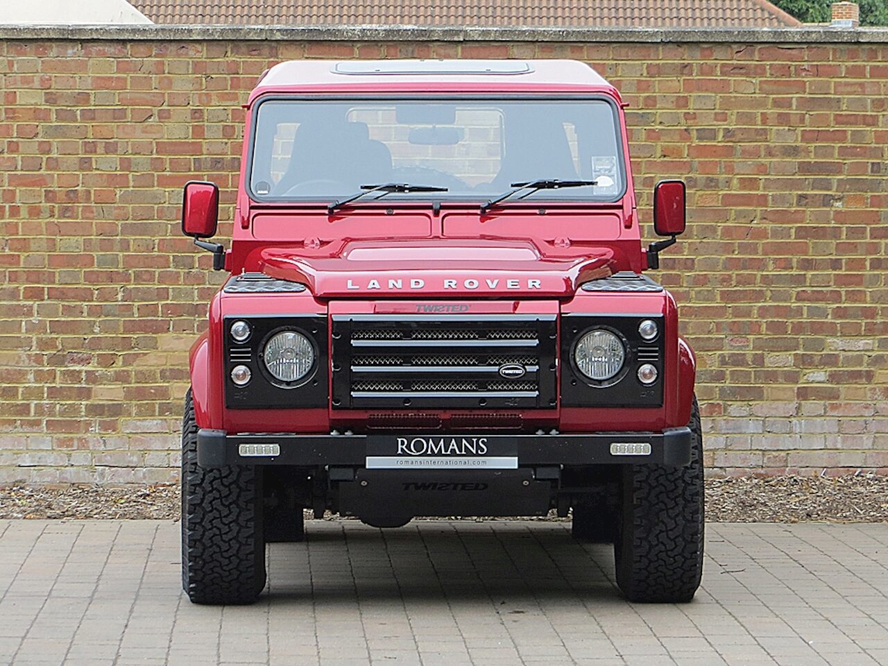 Used Land Rover Defender 90 XS for sale | Firenze Red