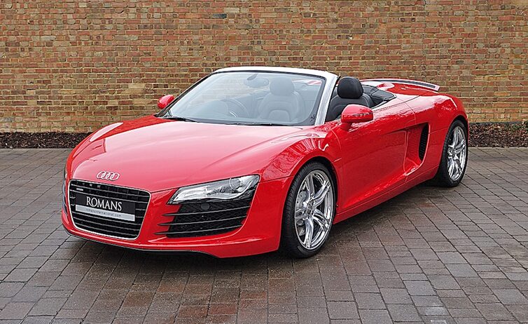 Used Audi R8 Spyder for sale | Brilliant Red