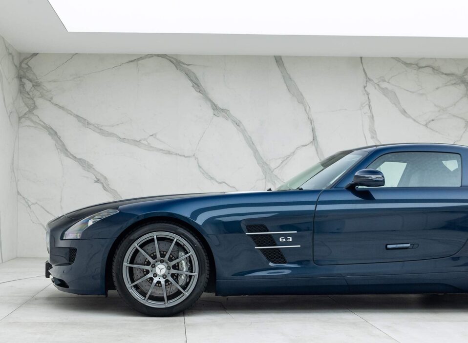 Used Mercedes-Benz SLS AMG for sale | AMG Daytona Blue