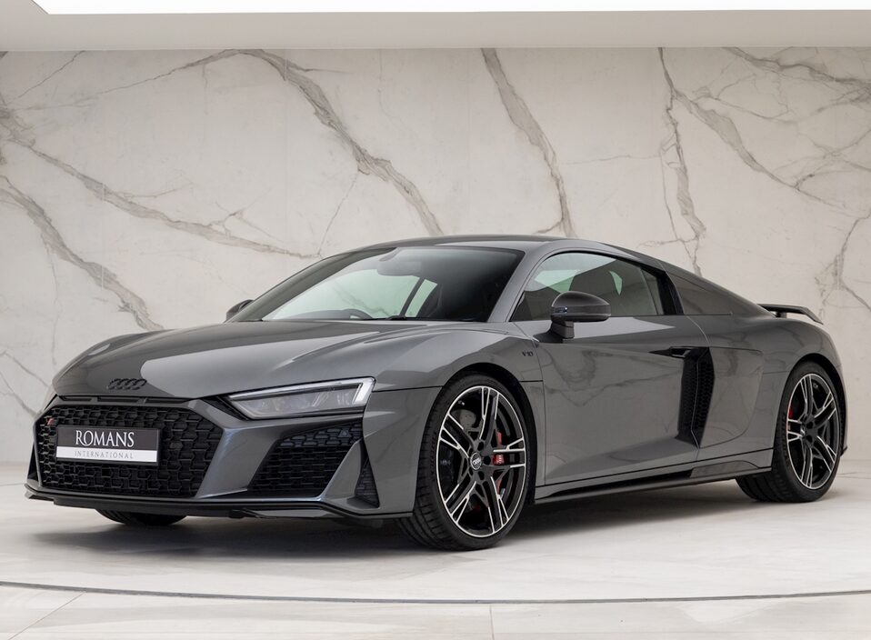 Used Audi R8 V10 Performance Carbon Black for sale | Daytona Grey