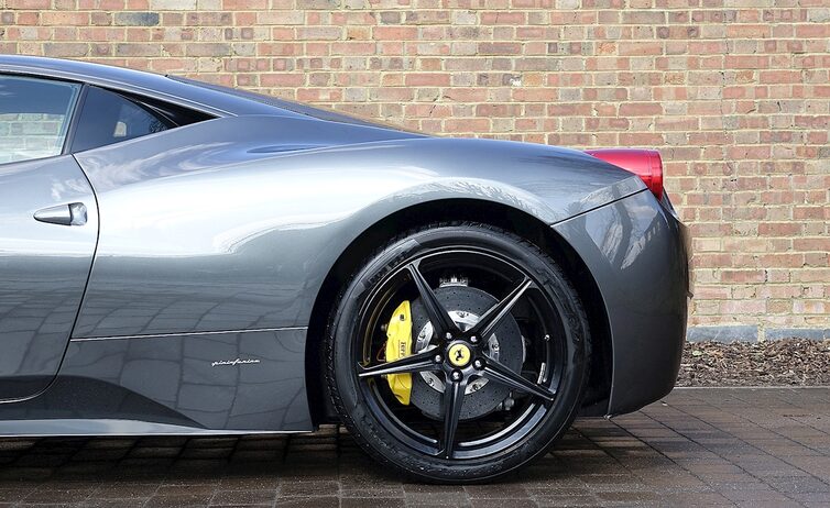 Used Ferrari 458 Italia for sale | Grigio Silverstone