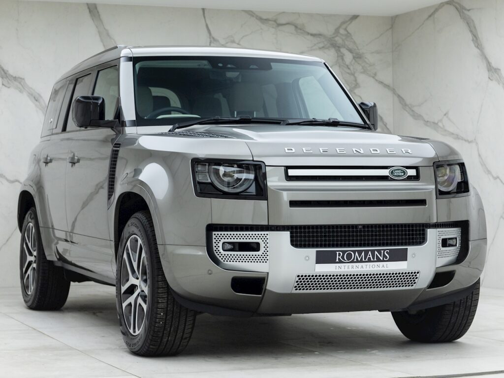 Used Land Rover Defender 110 XS Edition P400 for sale | Silicon Silver