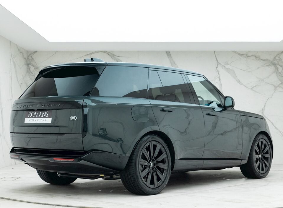 Used Land Rover Range Rover D350 SE for sale | Belgravia Green