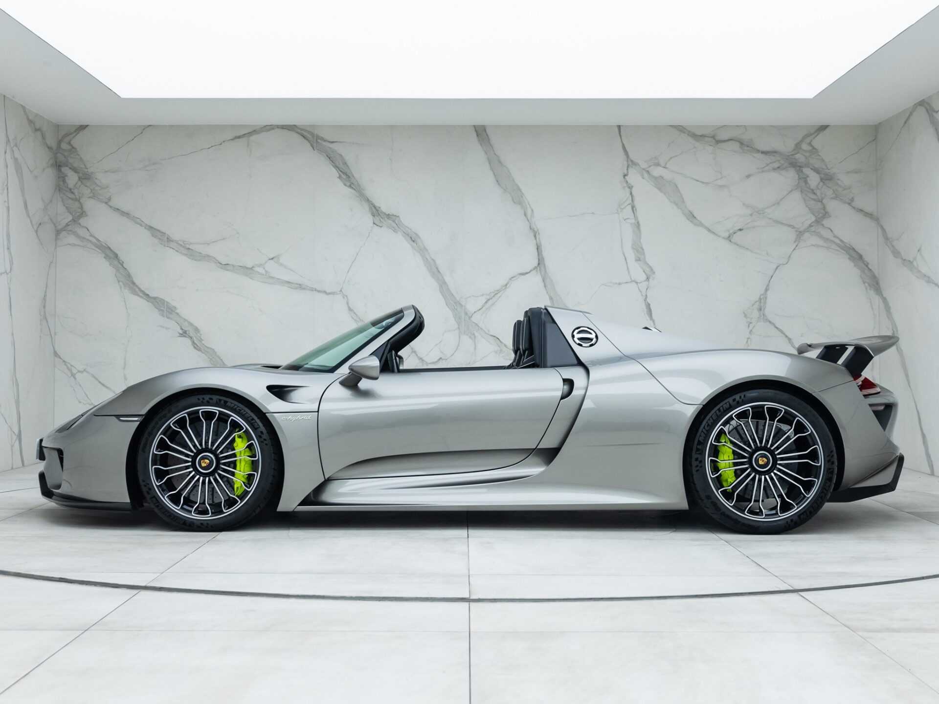Used Porsche 918 Spyder for sale | Liquid Metal Silver