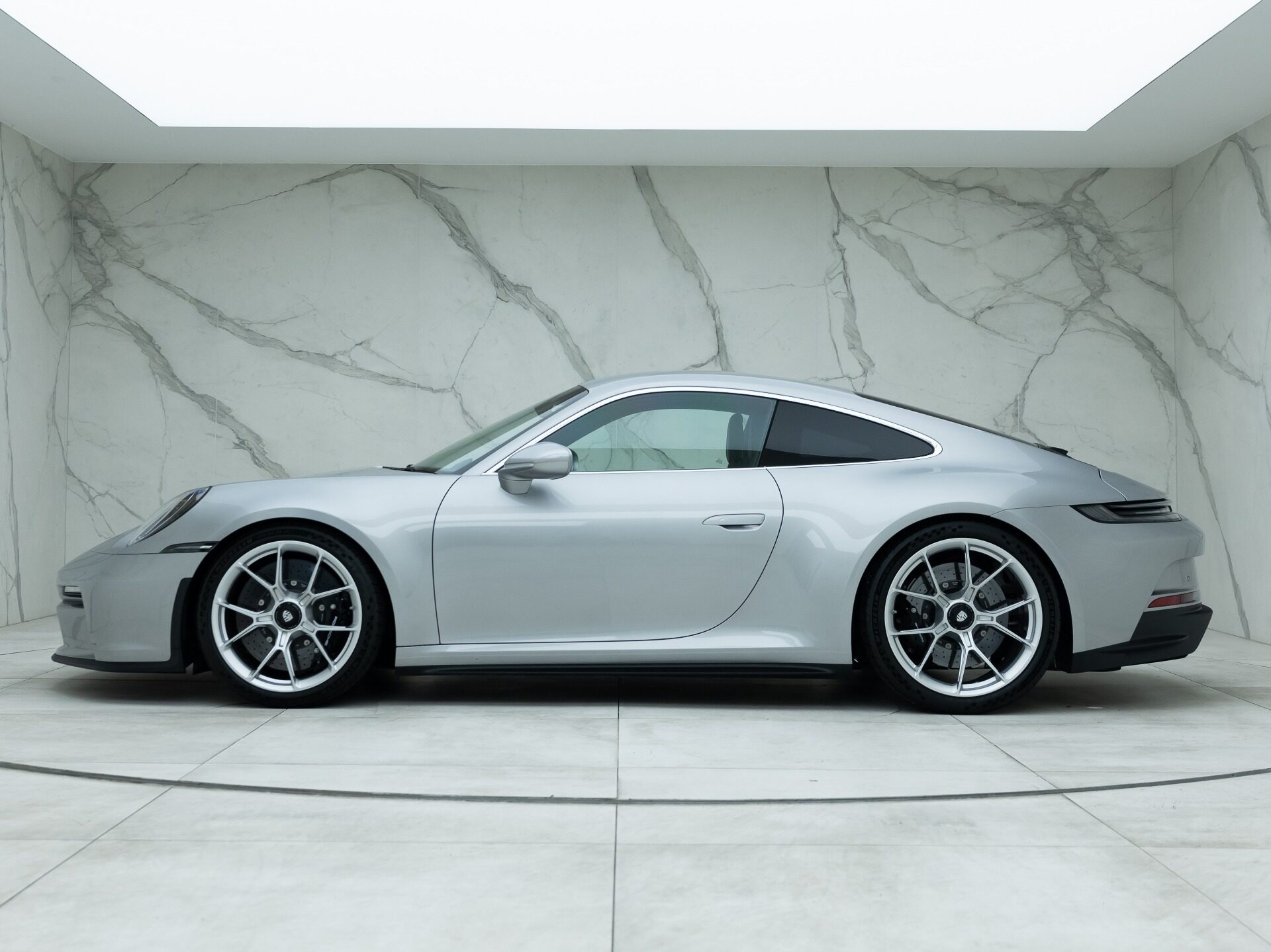 Used Porsche 911 GT3 Touring (992) for sale | GT Silver Metallic