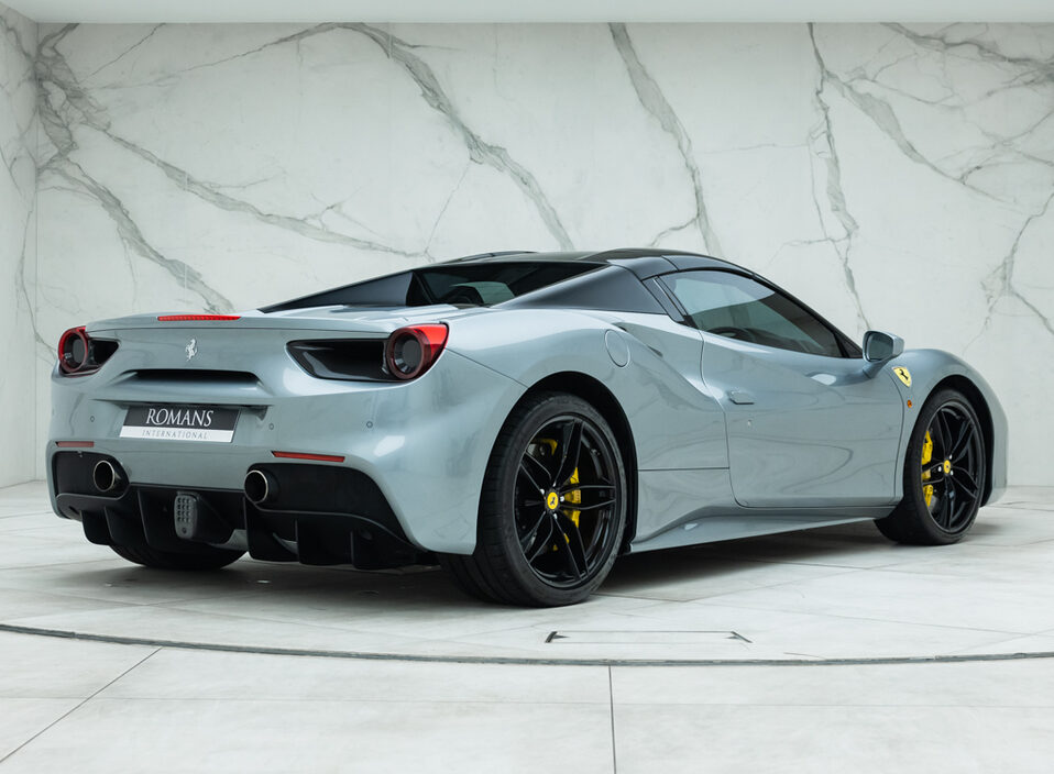 Used Ferrari 488 Spider for sale | Grigio Titanio Metallic