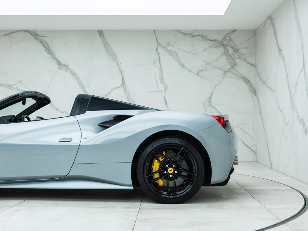 Used Ferrari 488 Spider for sale | Grigio Titanio Metallic