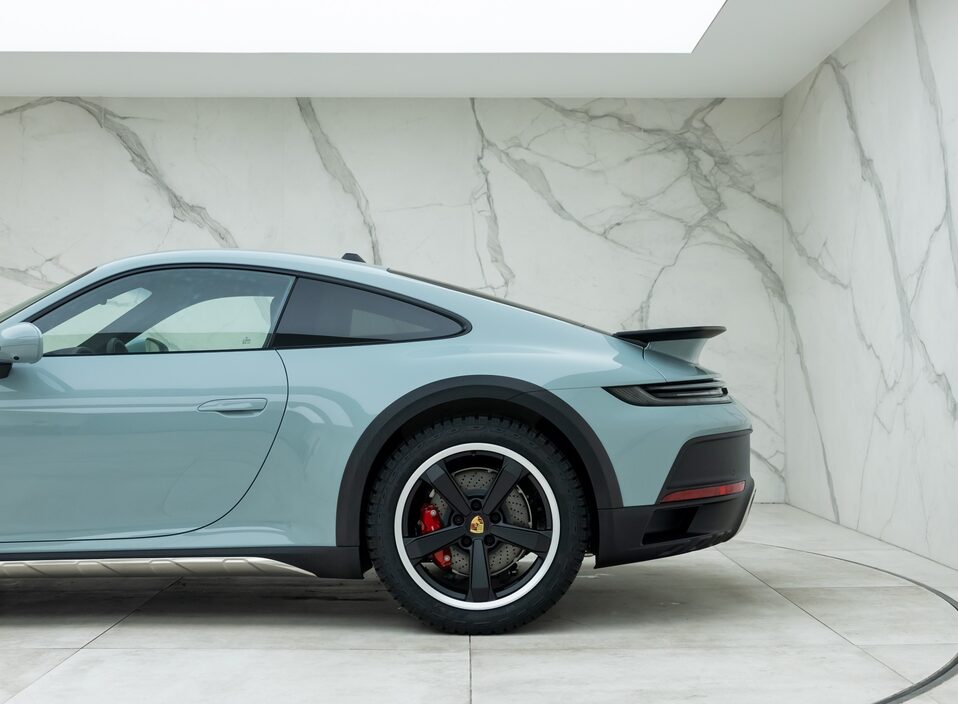 Used Porsche 911 Dakar for sale | Shade Green Metallic