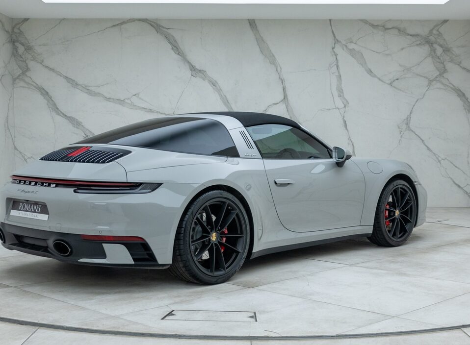 Used Porsche 911 Targa 4S (992) for sale | Crayon