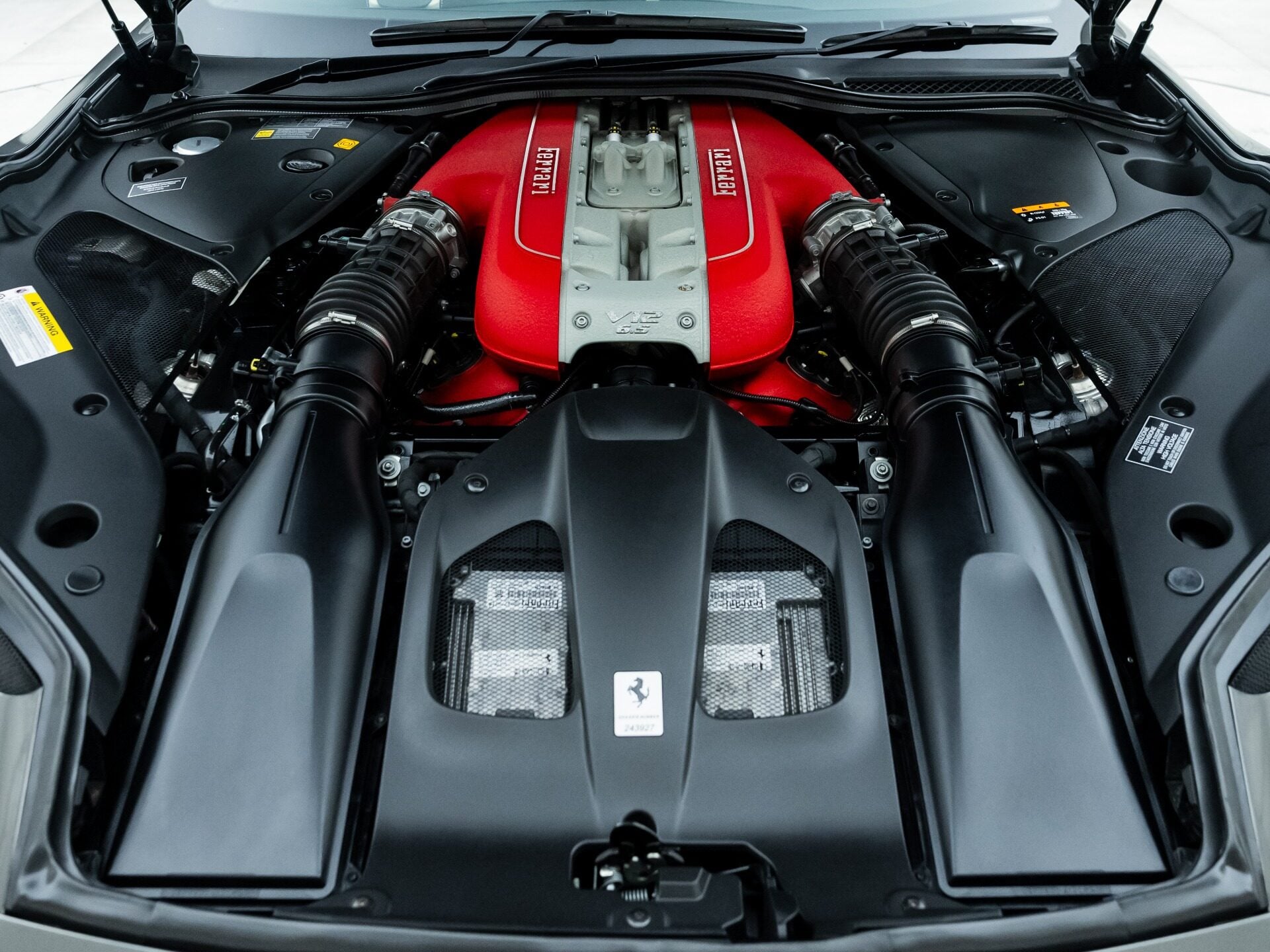 Used Ferrari 812 Superfast for sale | Canna Di Fucile