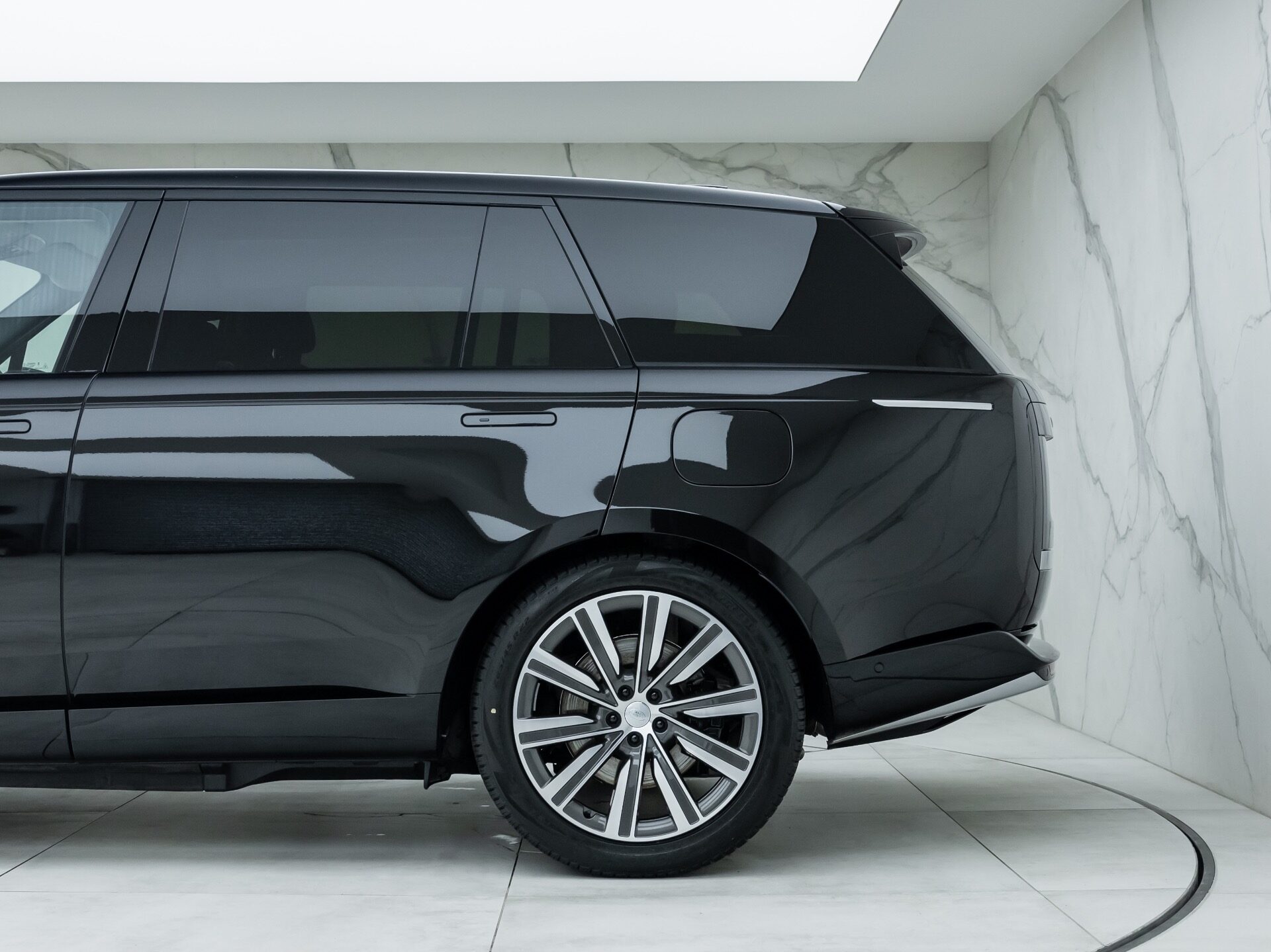 Used Land Rover Range Rover P460e Autobiography LWB for sale ...