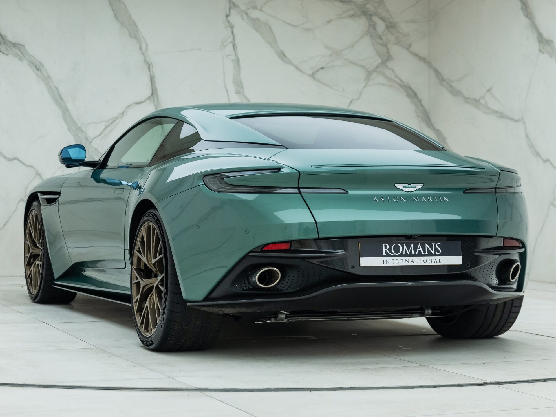 Used Aston Martin DB12 Coupe for sale | 1959 Racing Green (Q Heritage)