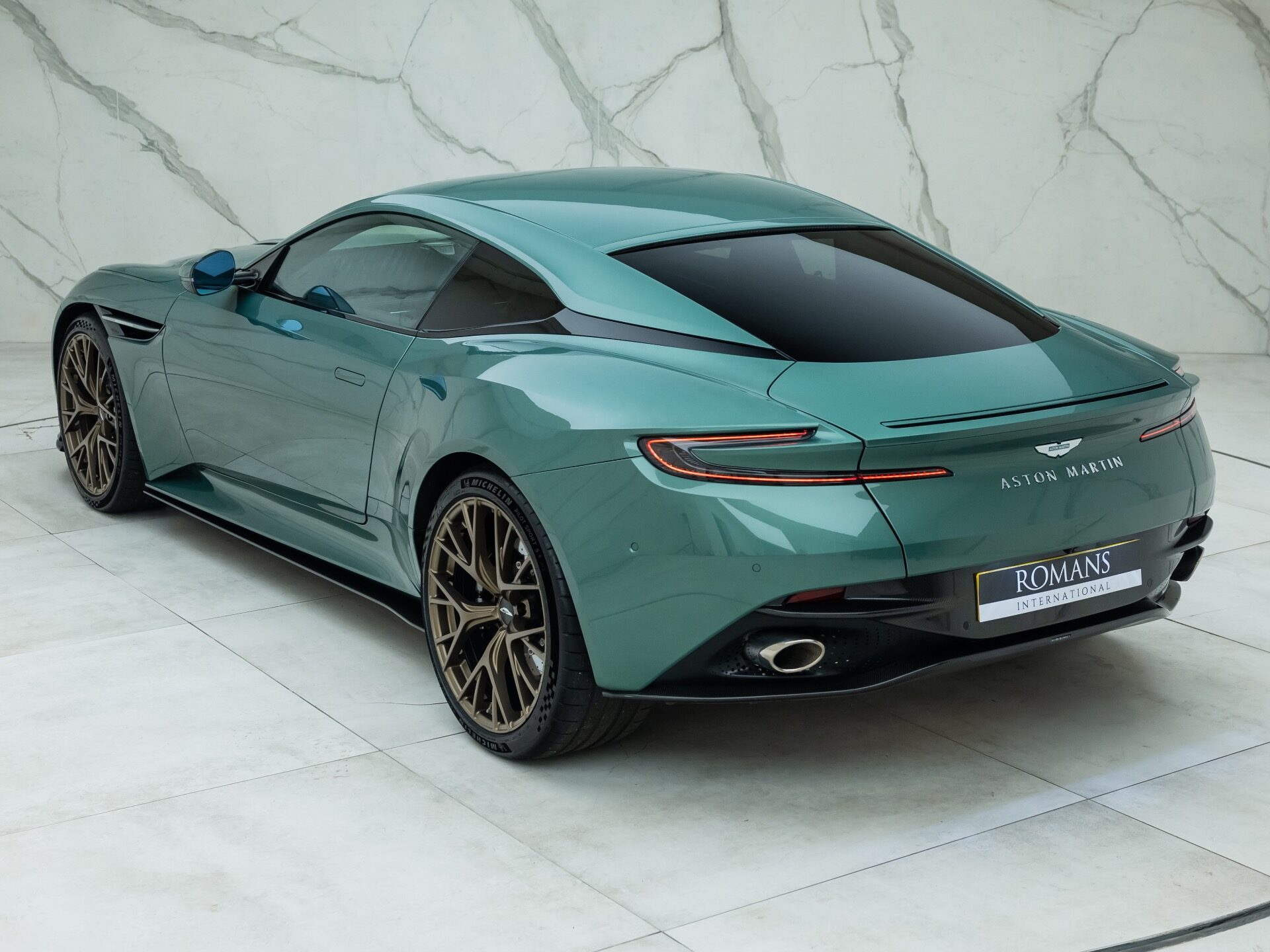 Used Aston Martin DB12 Coupe for sale | 1959 Racing Green (Q Heritage)
