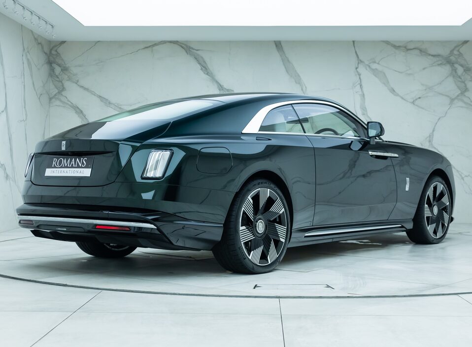 Used Rolls-Royce Spectre for sale | Dark Emerald
