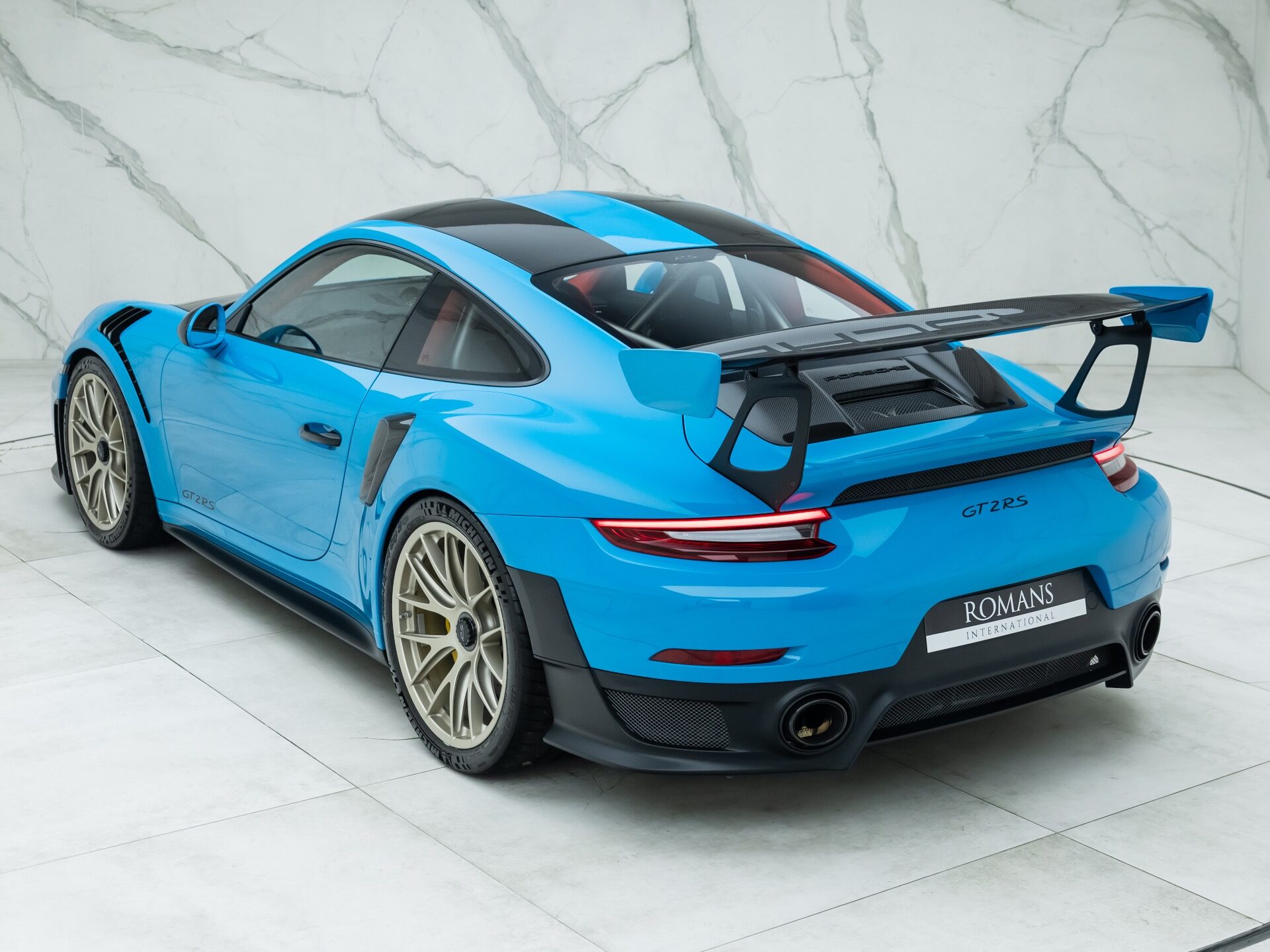 Used Porsche 911 GT2 RS Weissach (991) for sale | Miami Blue