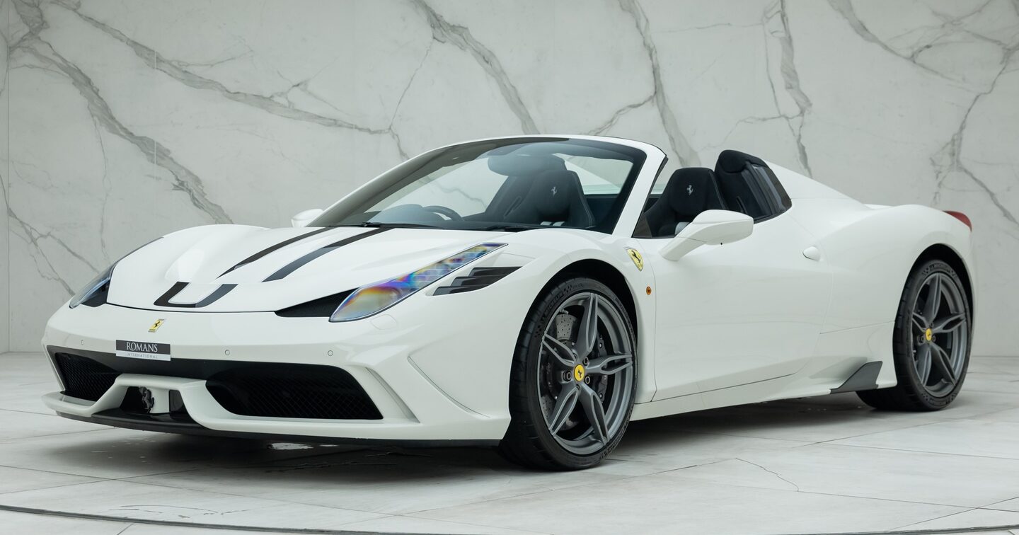Used Ferrari 458 Speciale Aperta for sale | Bianco Avus