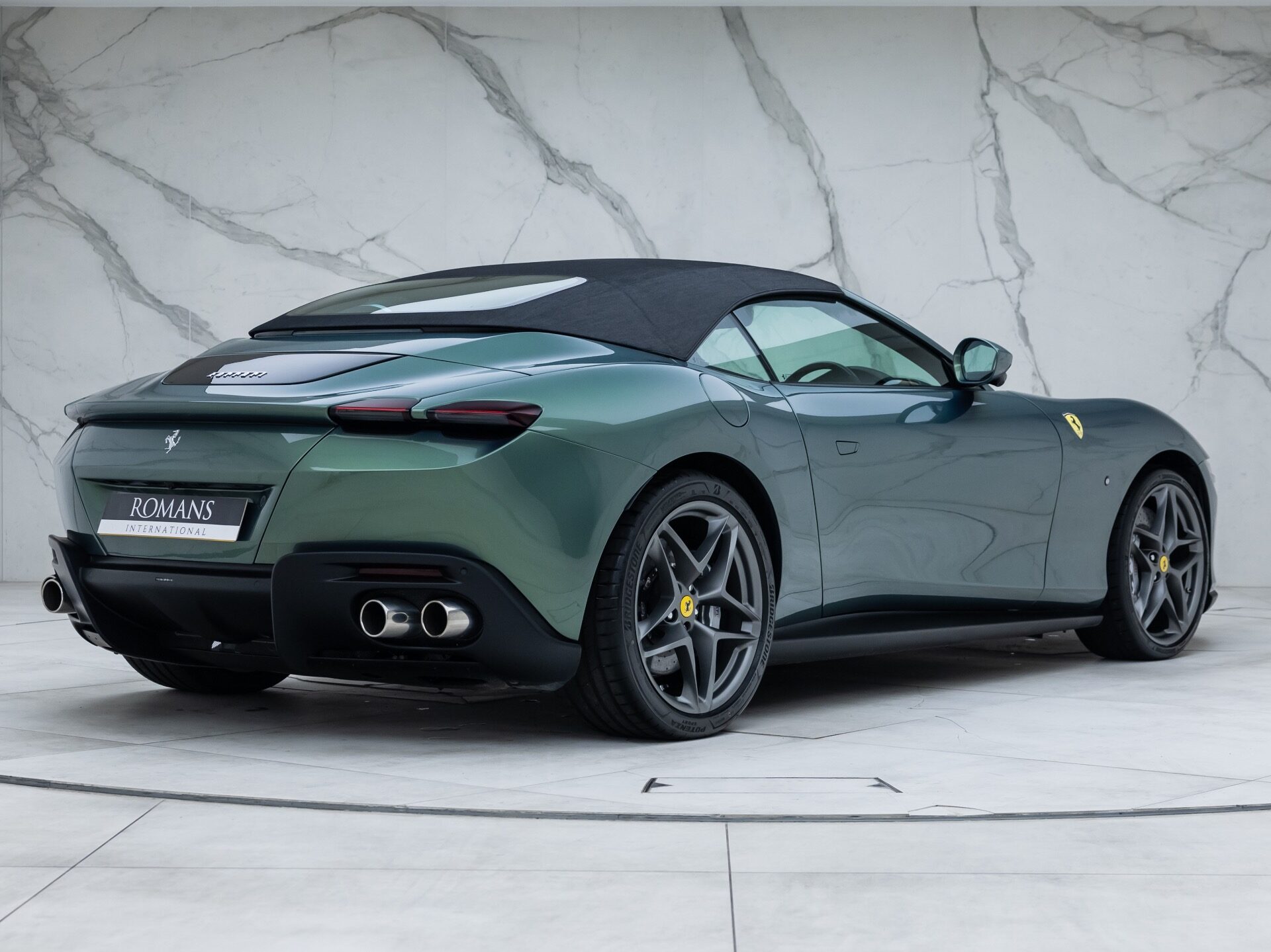 Used Ferrari Roma SPIDER for sale | Verde Minerale Metallic