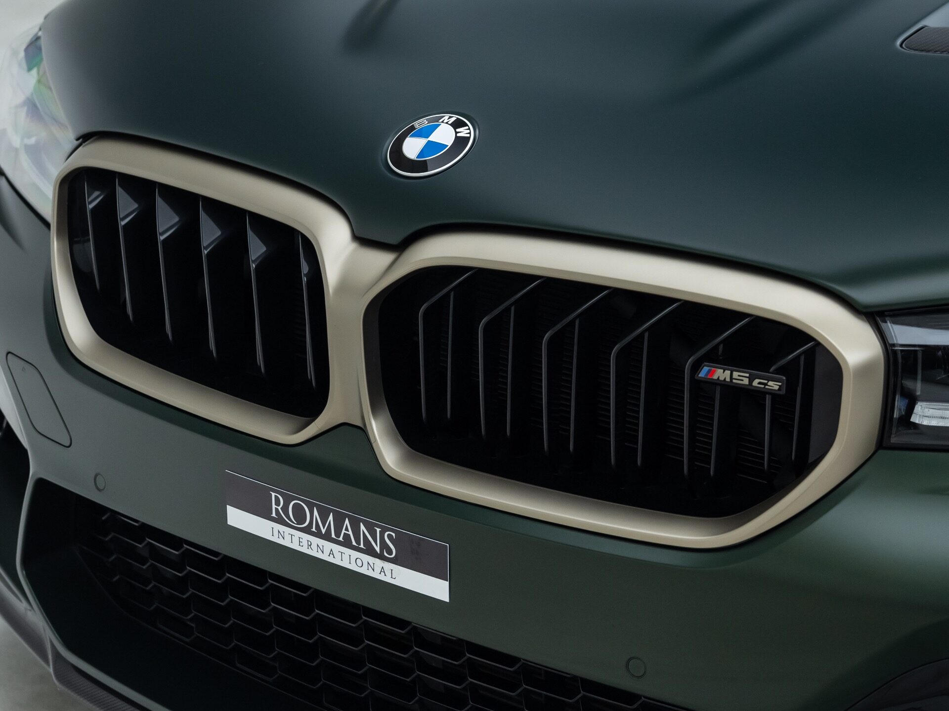 Used BMW M5 CS for sale | Individual Frozen Deep Green Metallic