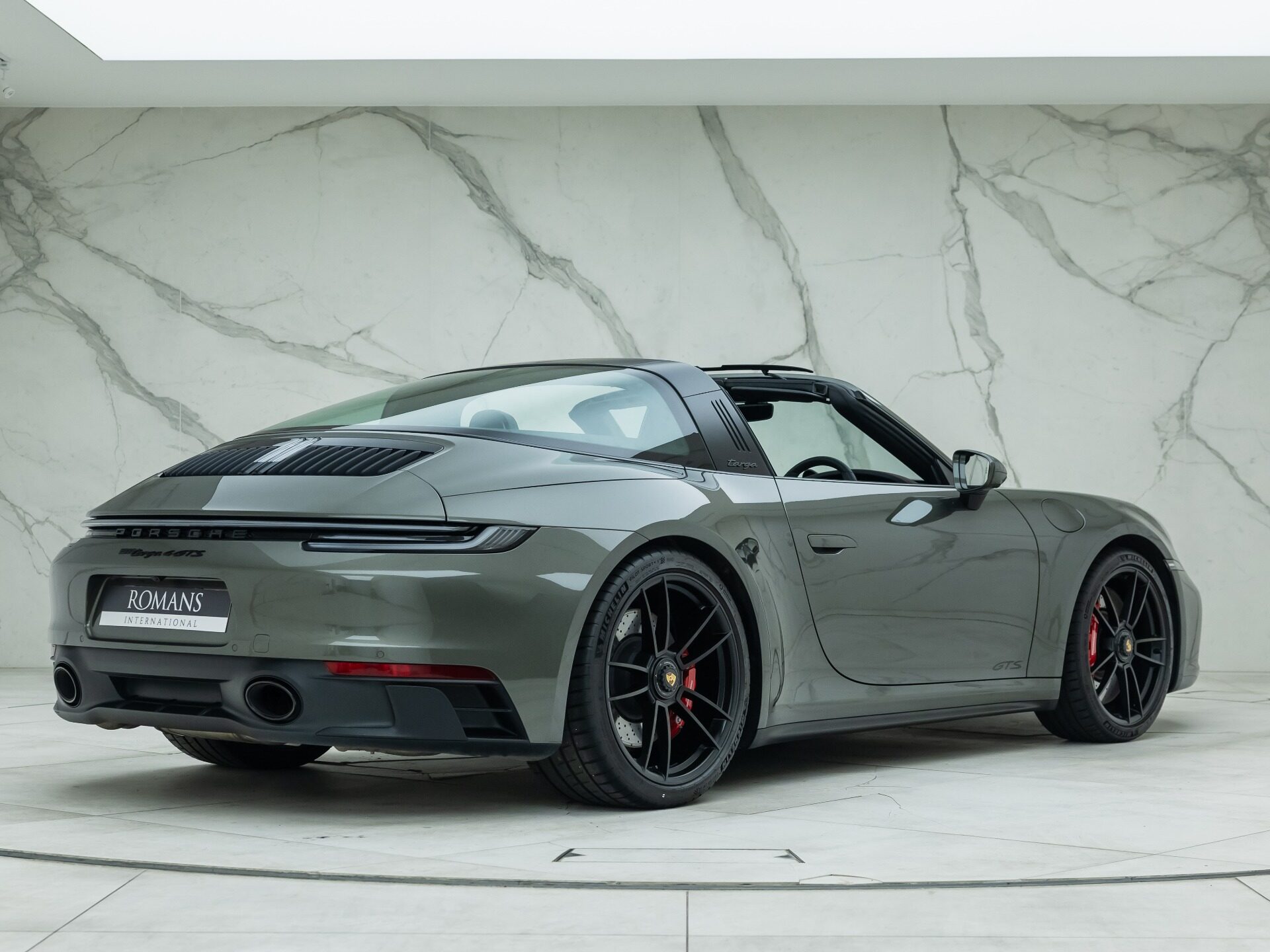 Used Porsche 911 Targa 4 GTS (992) for sale | Aventurine Green Metallic