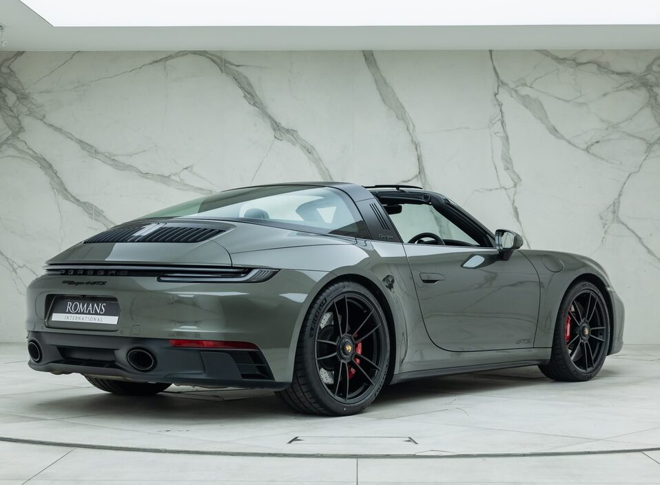 Used Porsche 911 Targa 4 GTS (992) for sale | Aventurine Green Metallic