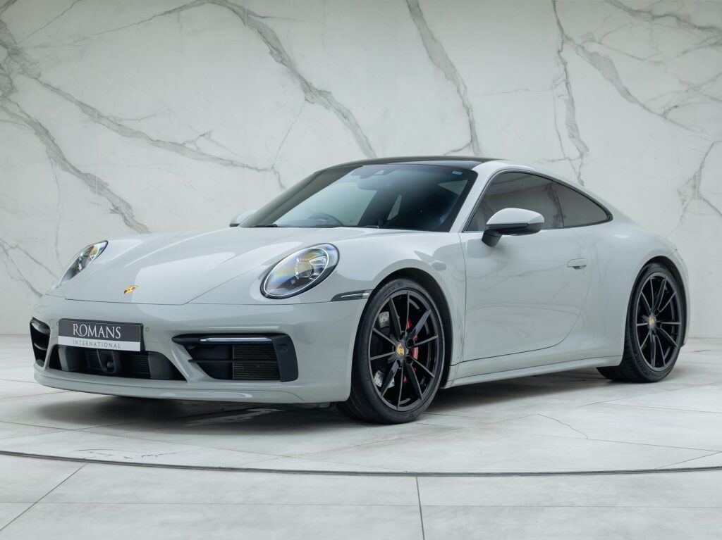 Used Porsche 911 Carrera 4S (992) for sale | Crayon