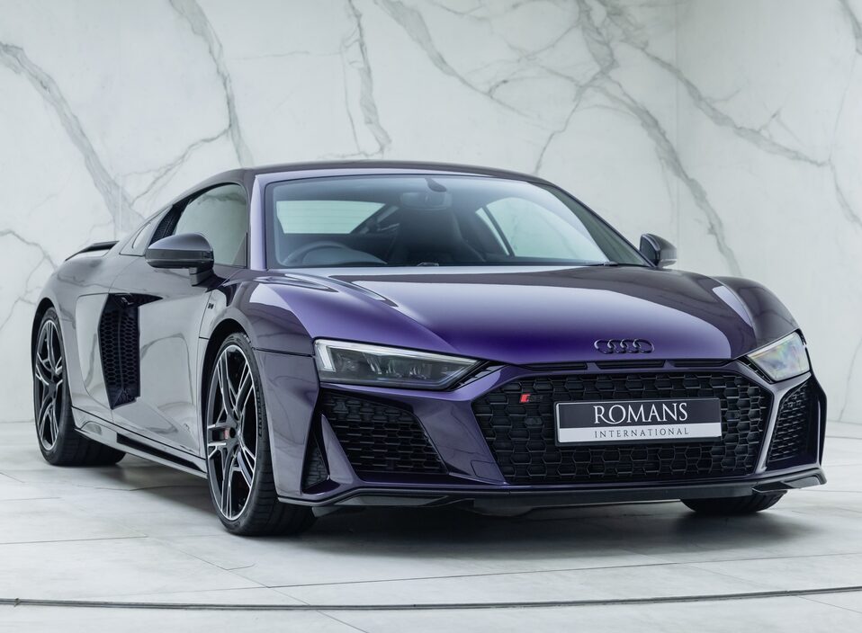 Used Audi R8 V10 PERFORMANCE CARBON BLACK for sale | Exclusive Velvet ...