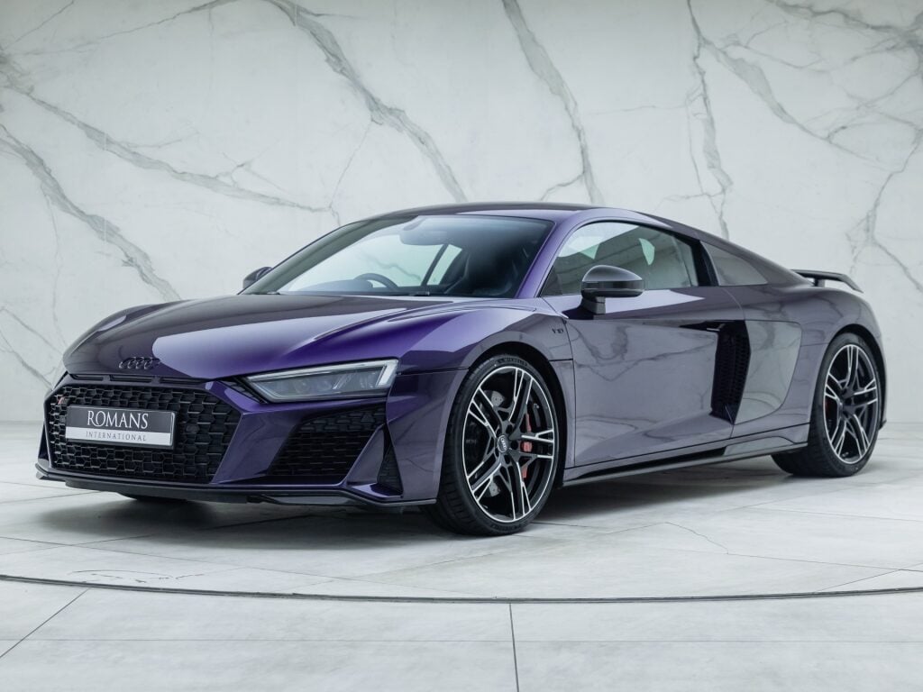 Used Audi R8 V10 PERFORMANCE CARBON BLACK for sale | Exclusive Velvet ...