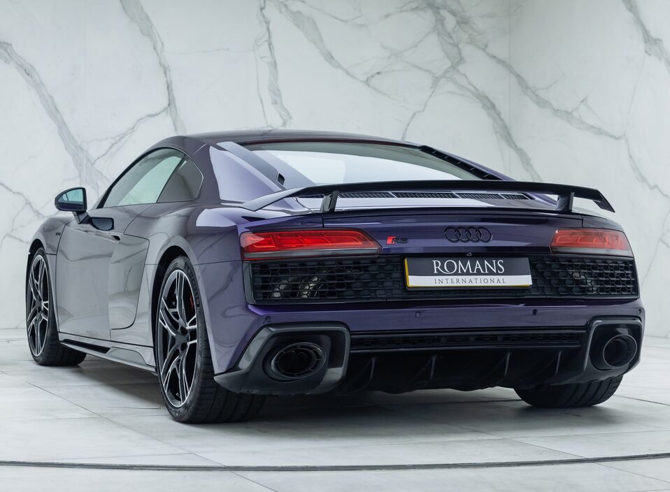 Used Audi R8 V10 PERFORMANCE CARBON BLACK for sale | Exclusive Velvet ...