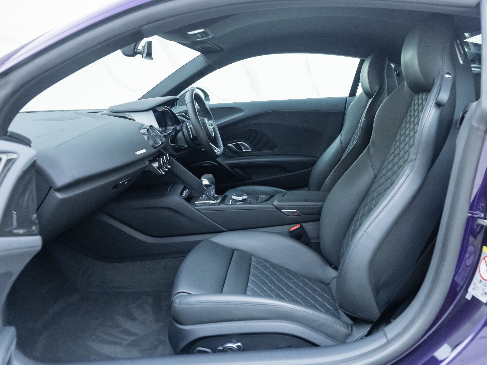 Used Audi R8 V10 PERFORMANCE CARBON BLACK for sale | Exclusive Velvet ...